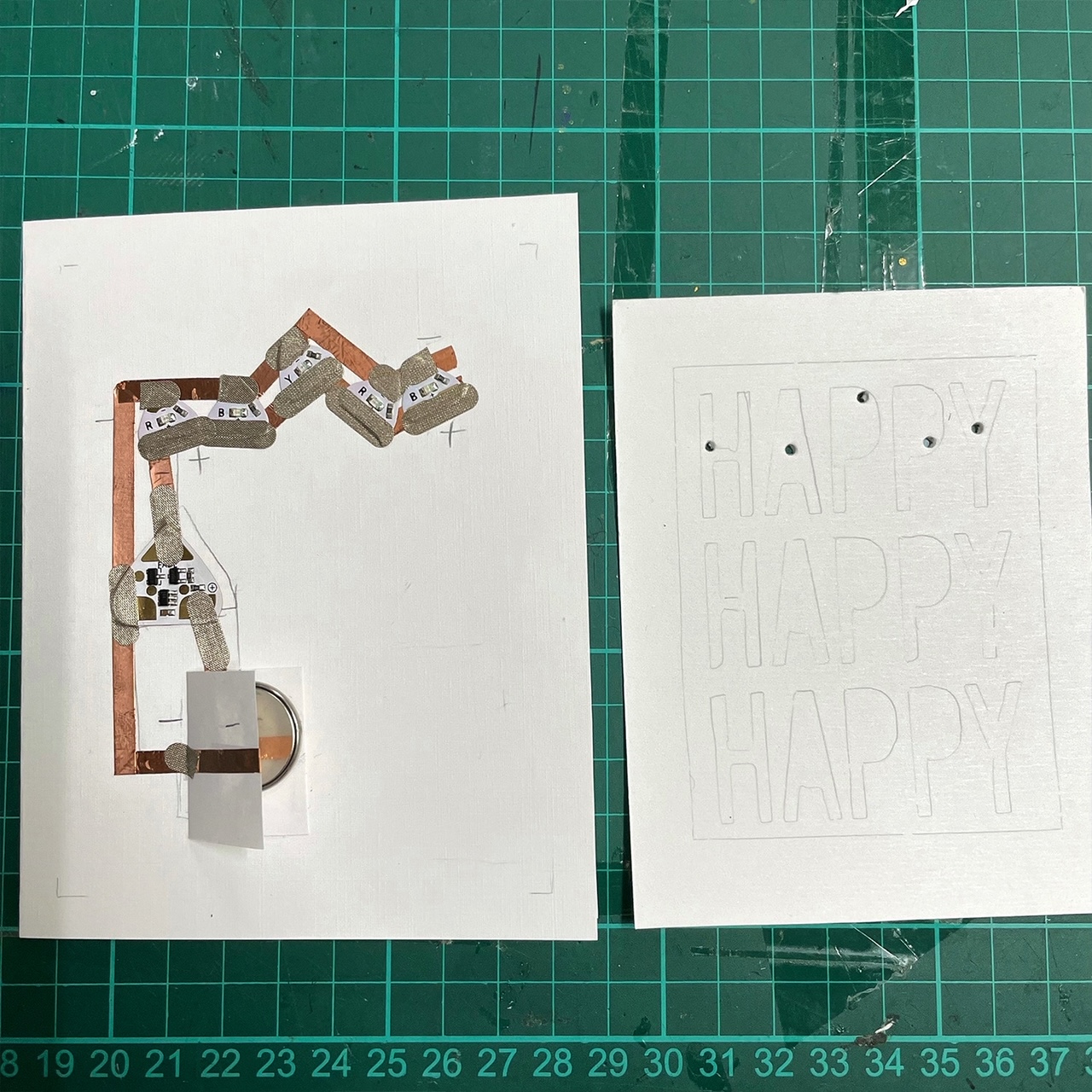 Holiday light up card | Chibitronics