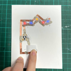 Holiday light up card | Chibitronics