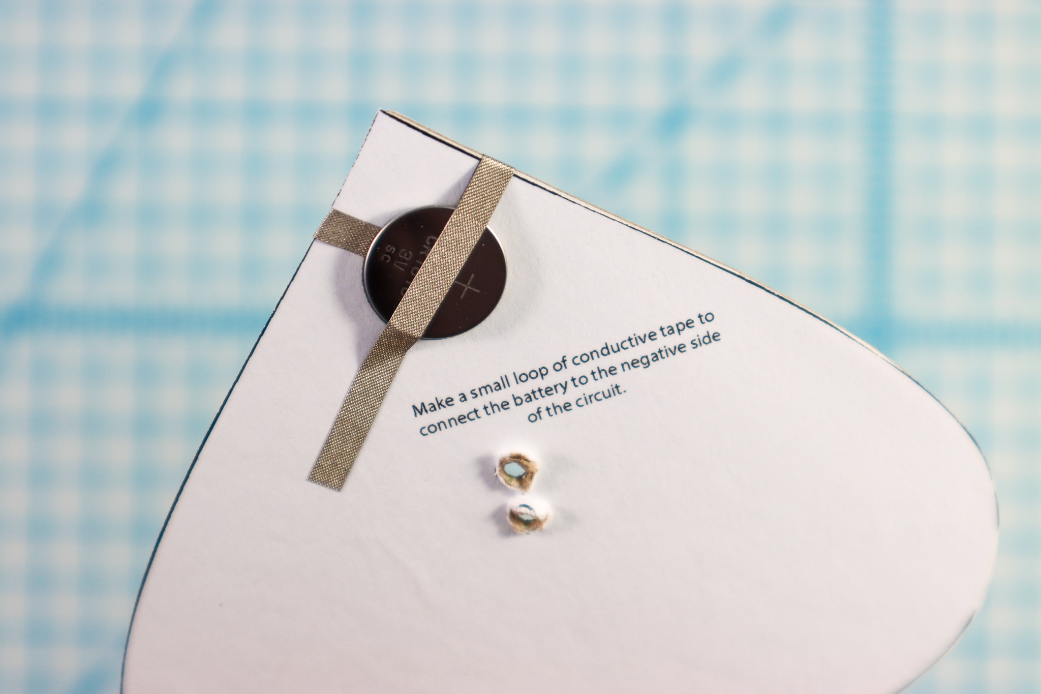 LED Spinner Toy: Heart | Chibitronics