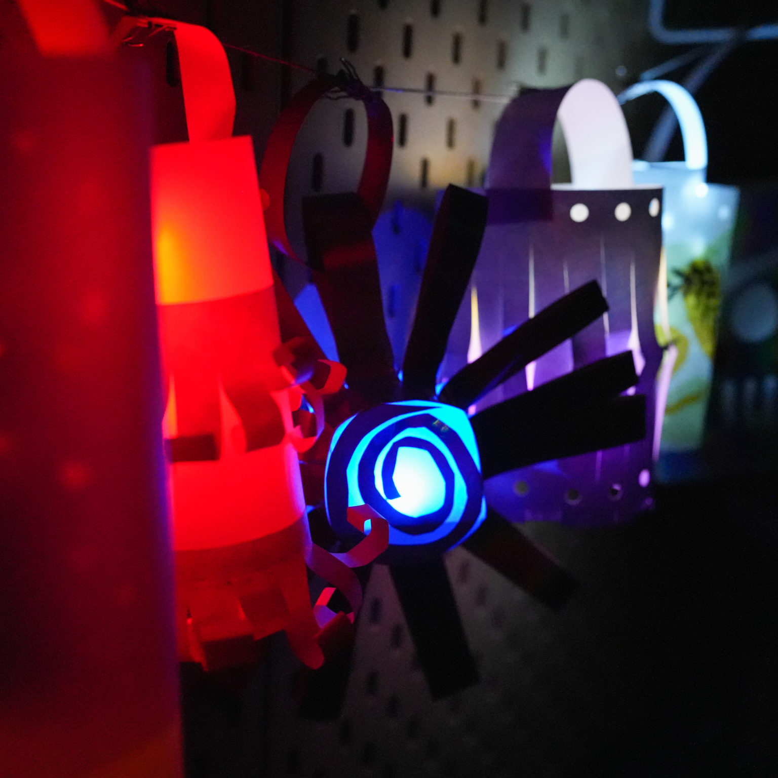How to Make Glowing Paper Circuit Lanterns with Chibitronics LED ...