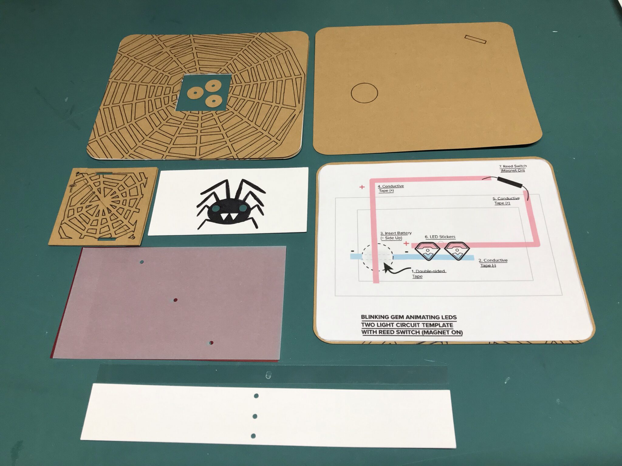 Spooky Spider Dissolve Card | Chibitronics